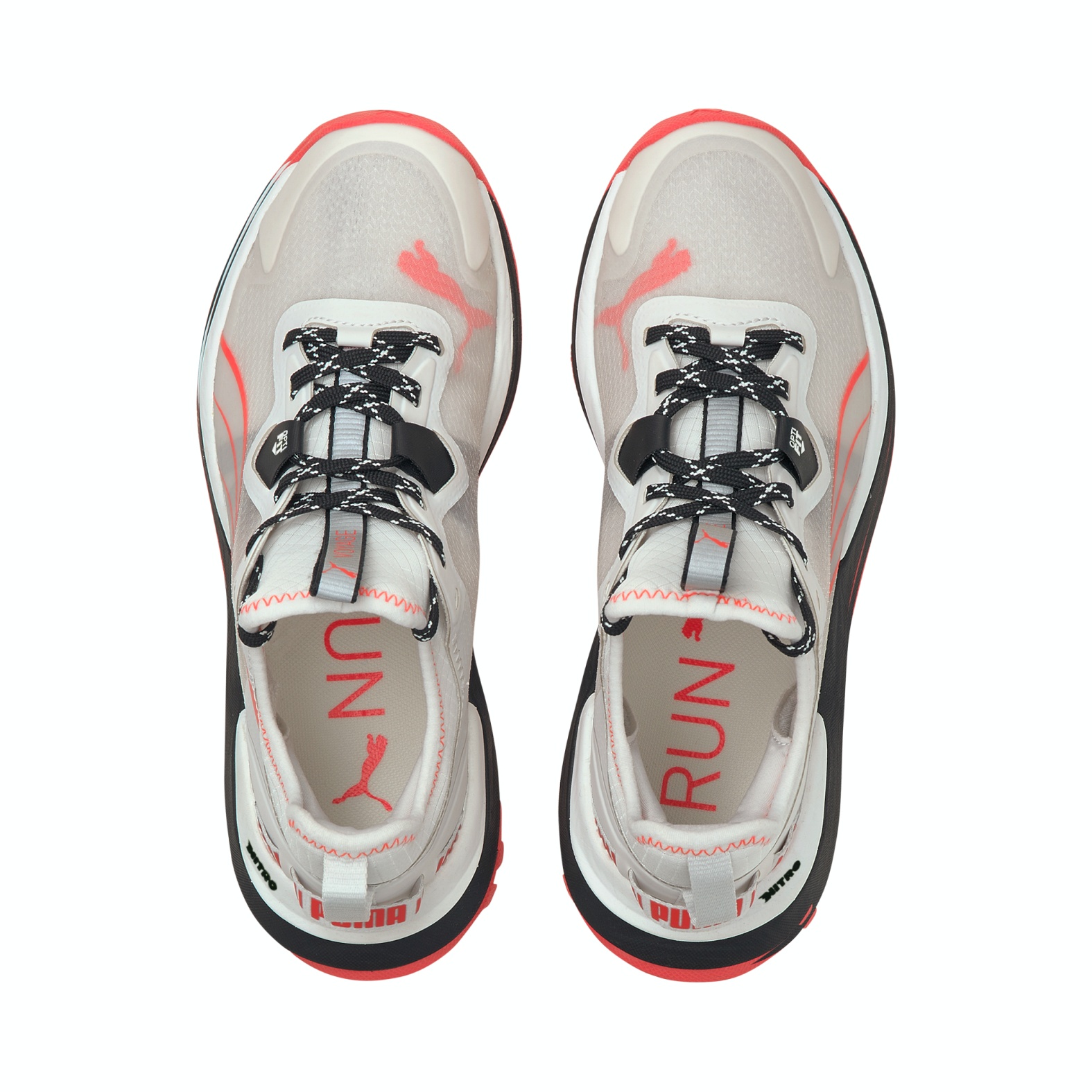 Effortless trail running in the PUMA Voyage NITRO - Splash PR