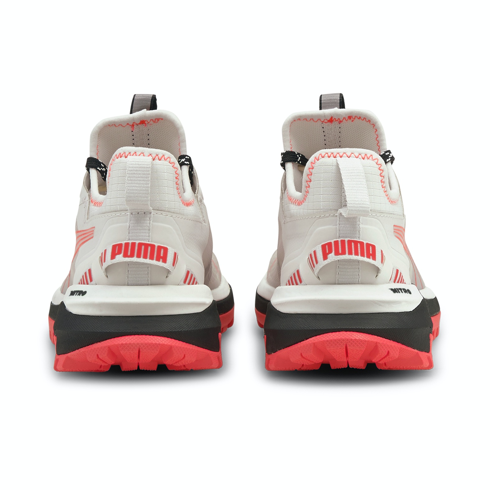 Effortless trail running in the PUMA Voyage NITRO - Splash PR