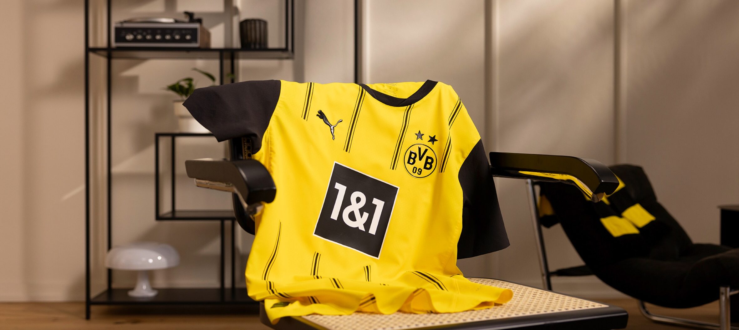 Classic new Home kit for Borussia Dortmund - Splash PR